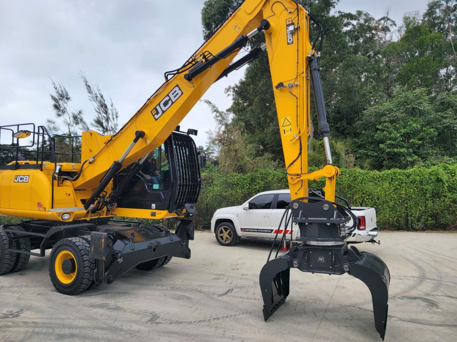 Excavator Demolition Grab | Rotating | AR Equipment