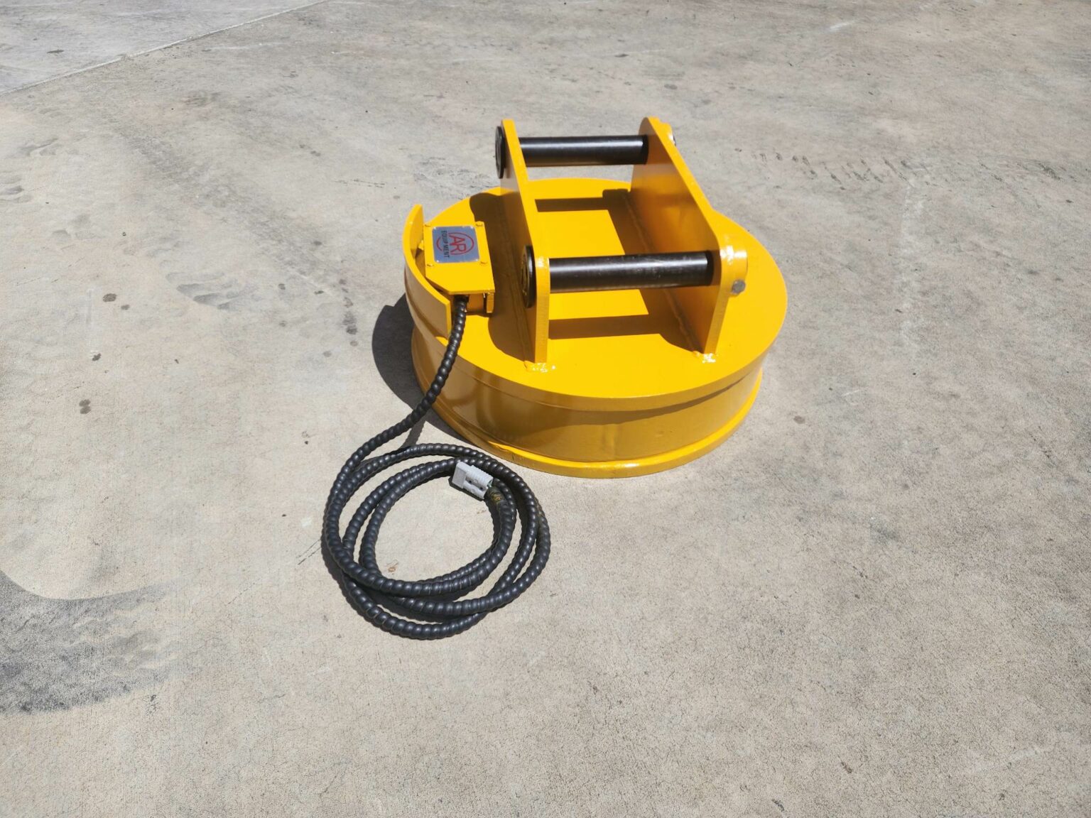 Excavator Scrap Magnets | AR Equipment